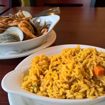 Primavera Pub - 105 Photos & 82 Reviews - Portuguese - 271 Newington ...