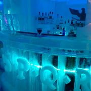 Ice Club Rome Orari Circumvesuviana Foto de Ice Club, Roma: Ice Club ...