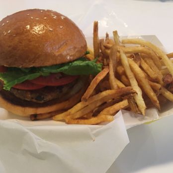 The Burger Place - 109 Photos & 146 Reviews - Burgers - 811 E New Haven ...
