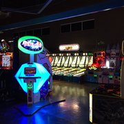 Main Event Entertainment - 76 Photos & 172 Reviews - Arcades - 8545 S ...