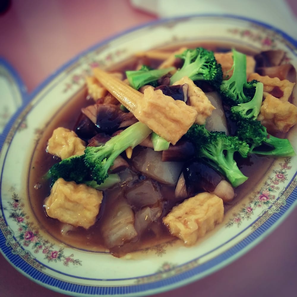 Karuna’s Thai Plate - Thai - Campbell-Grant - Tucson, AZ - Yelp