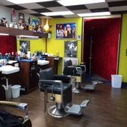 Franklin Plaza Barber Shop - Barbers - 2701 Beaver Ave - Des Moines, IA ...