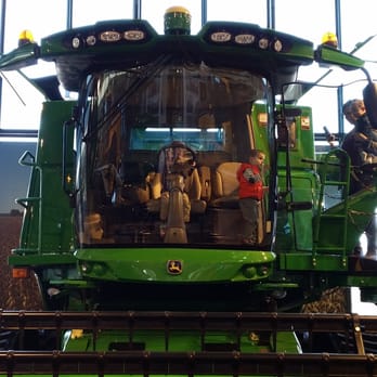 John Deere Pavilion - 54 Photos & 33 Reviews - Historical Tours - 1400 ...