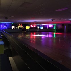 Southgate Roller Rink - 24 Photos & 66 Reviews - Skating Rinks - 9646 ...