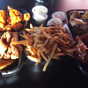 ATL Wings - 18 Photos & 49 Reviews - Chicken Wings - 3554 N Goldwater ...