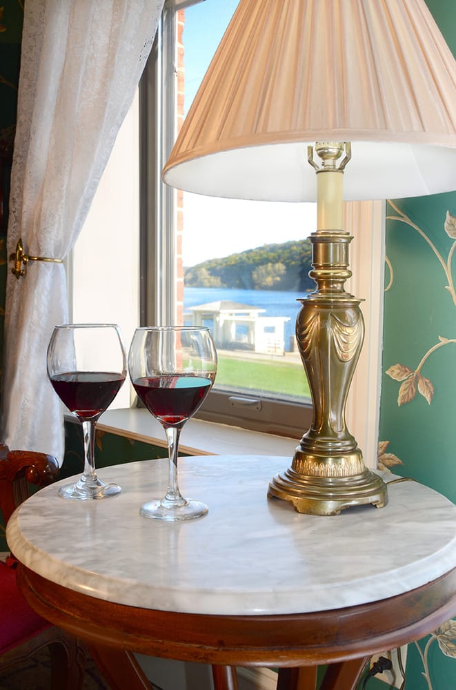 Water Street Inn - 96 Photos & 88 Reviews - Hotels - 101 Water St S ...