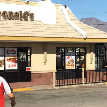 McDonald’s - 38 Photos & 39 Reviews - Fast Food - 612 E Redlands Blvd ...