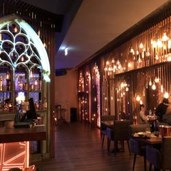 Blue Mustard - 20 Photos - International - Dorotheergasse 6 - 8, Innere ...