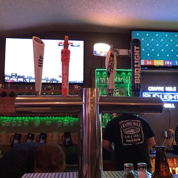 Crappie Hole Bar and Grill - 18 Photos & 11 Reviews - Bars - 1 W Hwy 54 ...