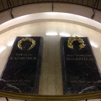 MacArthur Memorial Museum - 130 Photos & 31 Reviews - Local Flavor ...