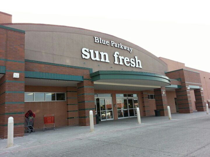 Blue Parkway Sunfresh - Grocery - 4209 E 50th Ter, Kansas City, MO ...