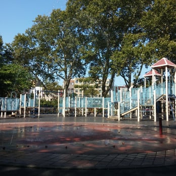 Sternberg Park - Parks - 68-102 Leonard St, East Williamsburg ...