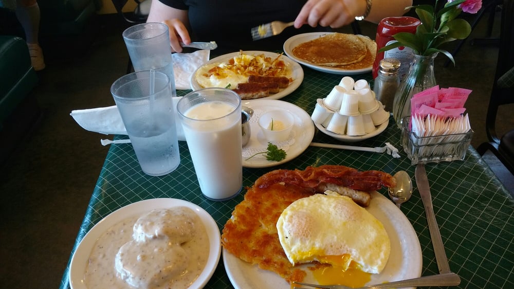 Berry’s Pie Pantry - 32 Photos & 88 Reviews - Bakeries - 230 N Virginia ...