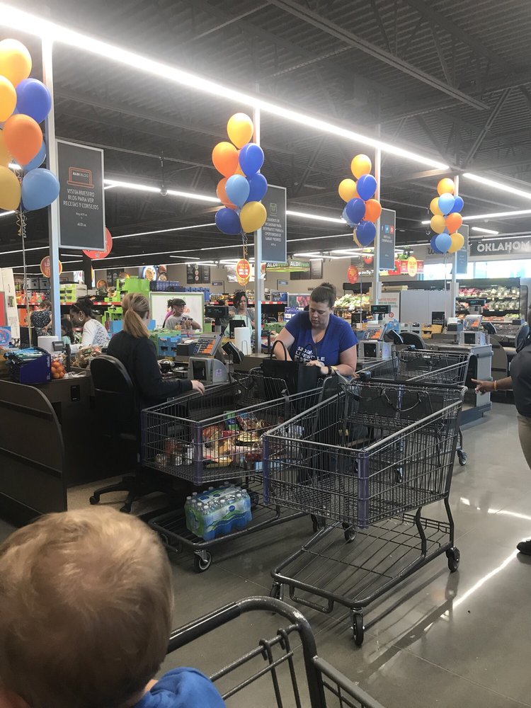 Aldi - Grocery - 4805 N May Ave, Oklahoma City, OK - Last Updated ...