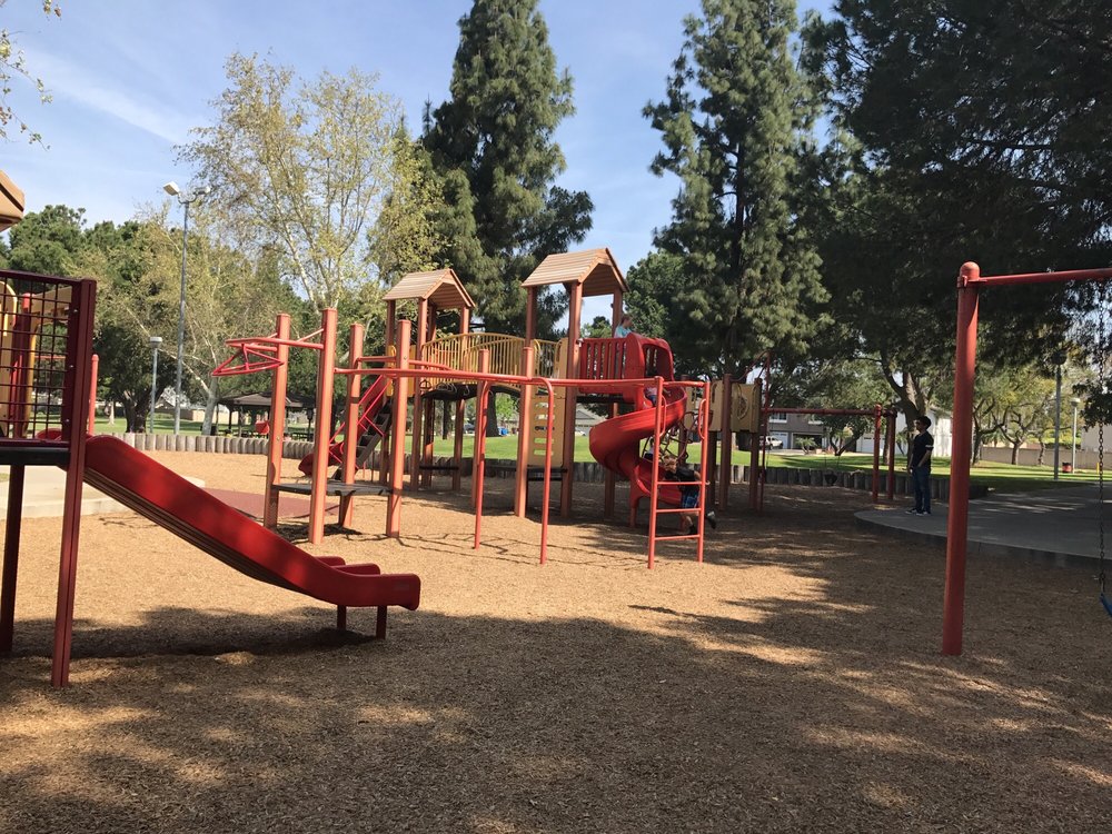 Eucalyptus Park - 13 Photos & 11 Reviews - Parks - 100 N Quintana Dr ...