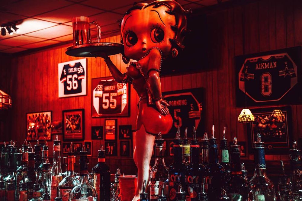 The Banque Restaurant & Nightclub - 41 Photos & 34 Reviews - Dance ...