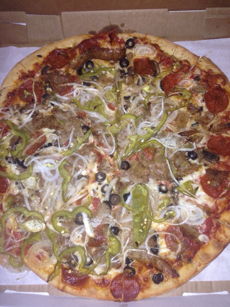 Lefty’s Pizza - 16 Photos - Pizza - Southeast - Las Vegas, NV, United ...