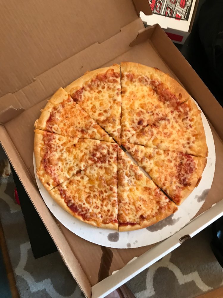 Arsenal Pizza - 13 Photos & 35 Reviews - Pizza - 76 School St ...