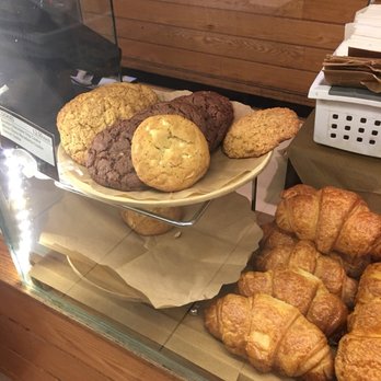 Andersen Bakery - 68 Photos & 57 Reviews - Bakeries - 2033 Stoneridge ...