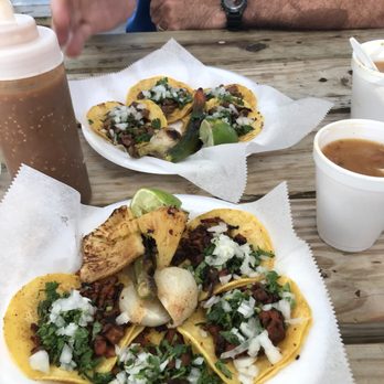 Los Compadres Street Tacos - 42 Photos & 49 Reviews - Mexican - 1228 N ...