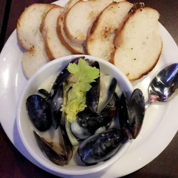 The Crafty Irishman - 200 Photos & 243 Reviews - Irish Pub - 1800 Main ...