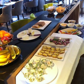 Hilton Stockholm Slussen - 143 Photos & 36 Reviews - Hotels - Guldgränd ...