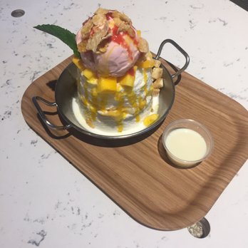 Sweet Moment - 698 Photos & 250 Reviews - Desserts - 106 Mott St ...