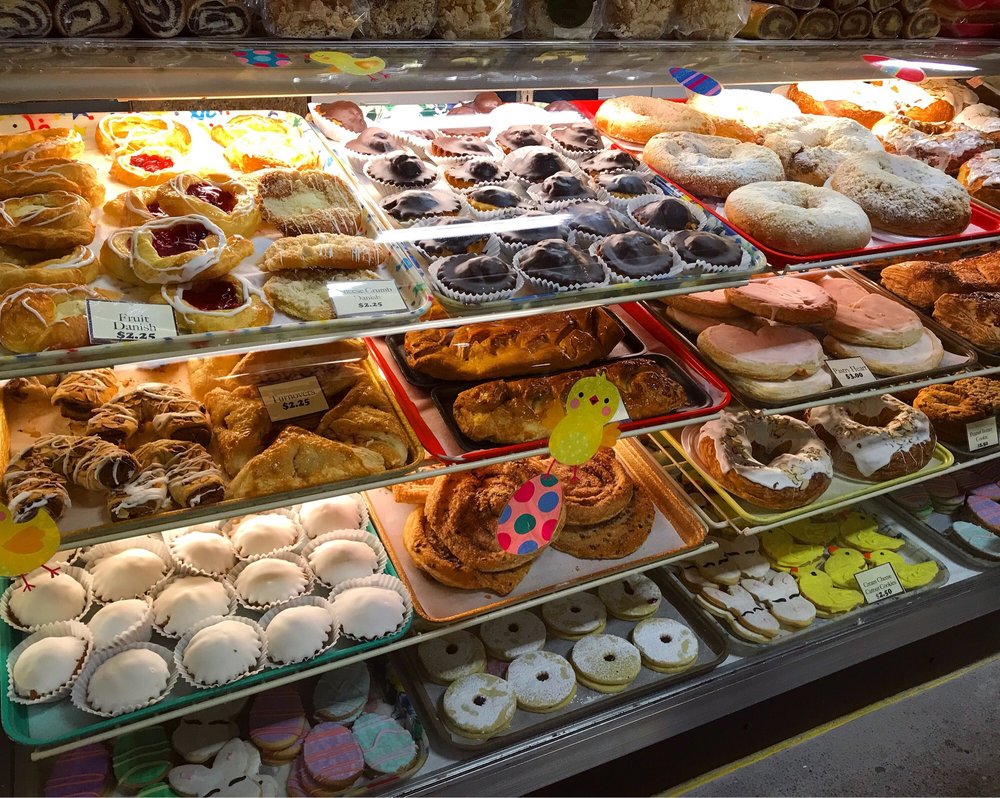 Broadway Market - 231 Photos & 55 Reviews - Farmers Market - 999 ...