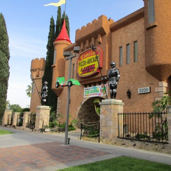 Camelot Golfland - 465 Photos & 406 Reviews - Mini Golf - 3200 E ...