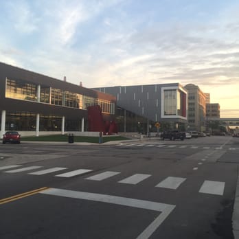 Cedar Rapids Public Library - 33 Photos & 16 Reviews - Libraries - 450 ...