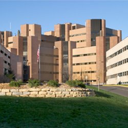 UW Carbone Cancer Center - Medical Centers - 600 Highland Ave, Madison ...