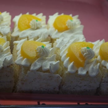 King’s Bakery - 64 Photos & 60 Reviews - Bakeries - 2346 SE 82nd Ave ...