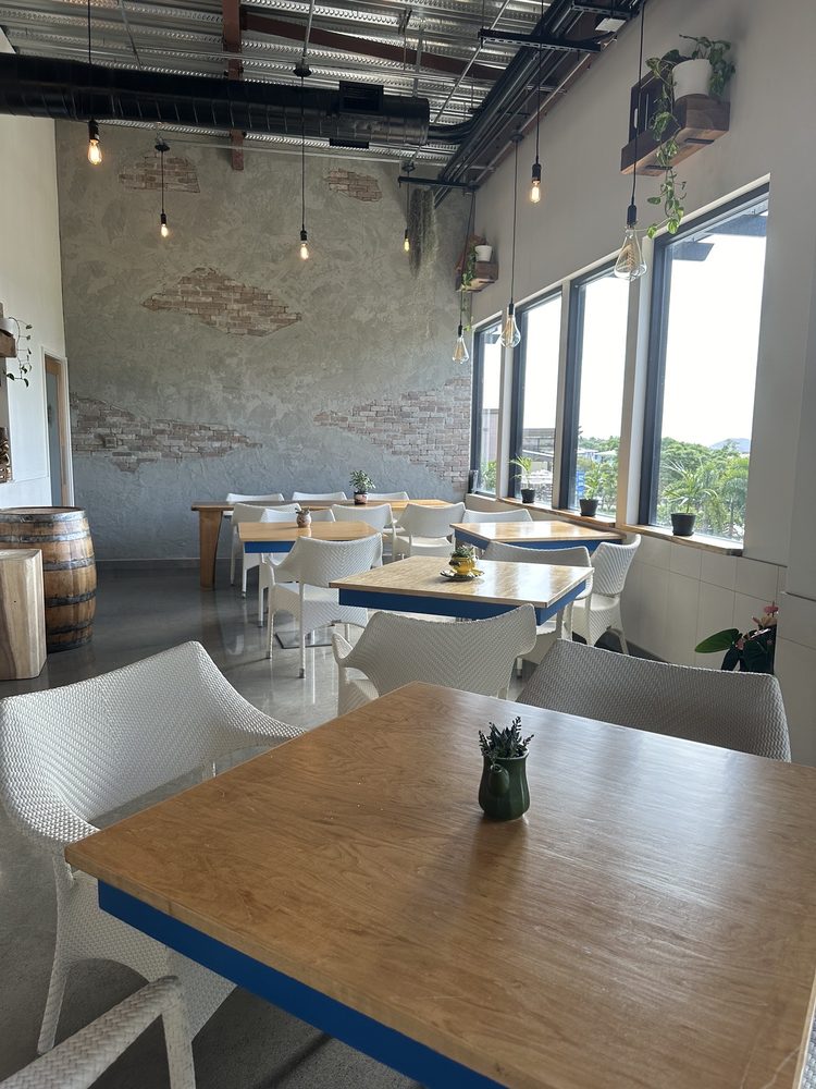 Spoon & Key Market, Kihei | Roadtrippers