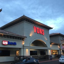 Vons - 121 Photos & 174 Reviews - Grocery - 7405 S Durango Dr ...