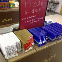 Lindt Chocolate Shop - Candy Stores - 3 Portsmouth Avenue, Stratham, NH ...