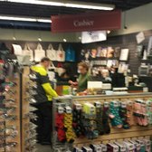 Vroman’s Bookstore - 375 Photos & 503 Reviews - Bookstores - 695 E ...