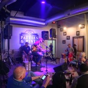 Patties & Pints - 31 Photos & 35 Reviews - American (Traditional) - 546 ...