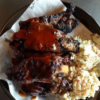 Phil’s BBQ - 6671 Photos & 10683 Reviews - Barbeque - 3750 Sports Arena ...