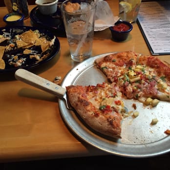 Blue Rock Pizza & Tap - 46 Photos & 64 Reviews - Pizza - 1529 N Main St ...