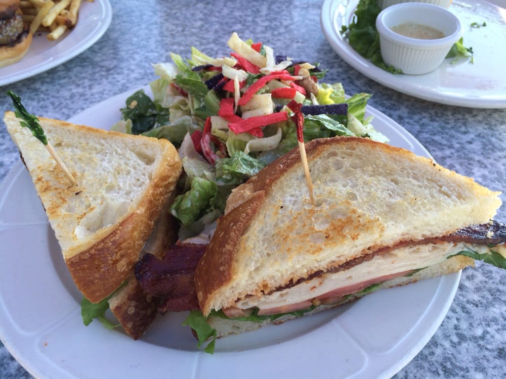 The Ridge Bar & Grill - 20 Reviews - Burgers - 2020 Golf Course Rd ...