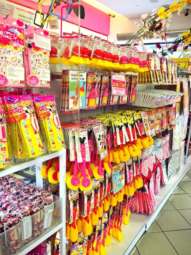Daiso Japan - 10 Photos & 10 Reviews - Discount Store - R. Direita, 247 ...