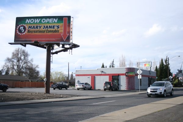 Mary Jane’s - Cannabis Dispensaries - 2829 N Market St, Spokane, WA ...