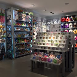 Ale-Hop - Flowers & Gifts - R. de Belém, 72, Belém, Lisbon, Portugal ...