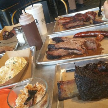Heim Barbecue - 371 Photos & 261 Reviews - Barbeque - 1109 W Magnolia ...