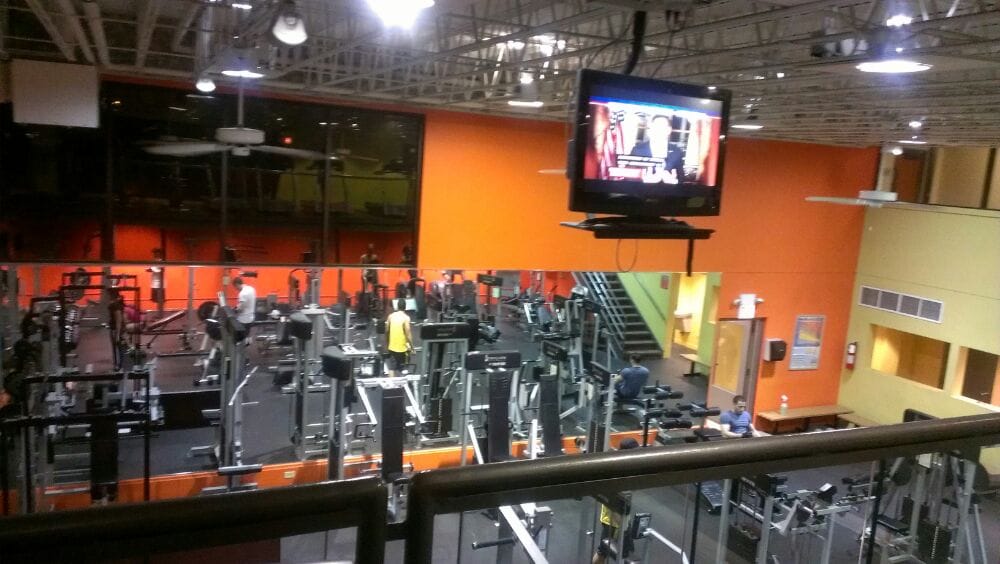 Pavilion Gym - Gyms - 5461 NE River Rd, O'Hare, Chicago, IL - Yelp