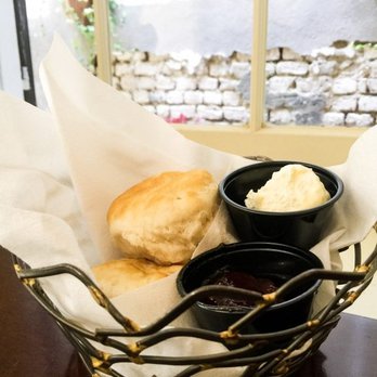 82 Queen - 490 Photos & 627 Reviews - Southern - 82 Queen St, French ...