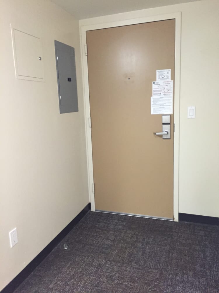 Frear Hall - 19 Photos & 11 Reviews - University Housing - 2569 Dole St ...