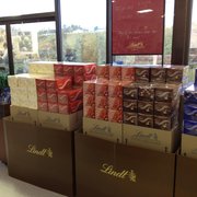 Lindt Chocolate Shop - Candy Stores - 3 Portsmouth Avenue, Stratham, NH ...