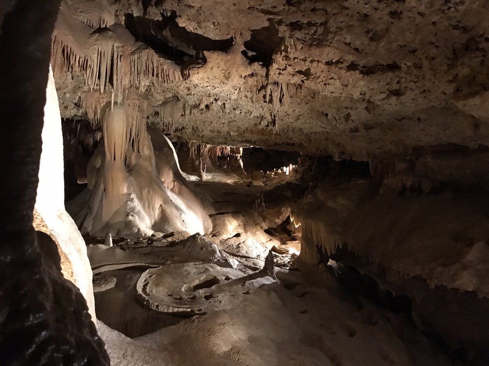 Inner Space Cavern - 421 Photos & 152 Reviews - Tours - 4200 S IH-35 ...