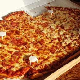 Congress Pizzeria - 33 Reviews - Pizza - 5925 W Diversey Ave, Belmont ...